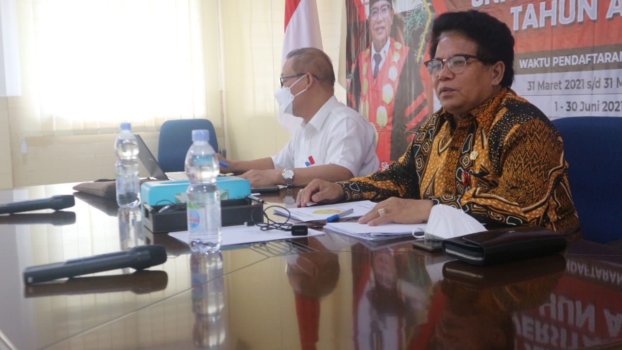 REKTOR UNIKA PIMPIN RAPAT ARAHAN AKSI KERJA DENGAN PARA KETUA DAN ...